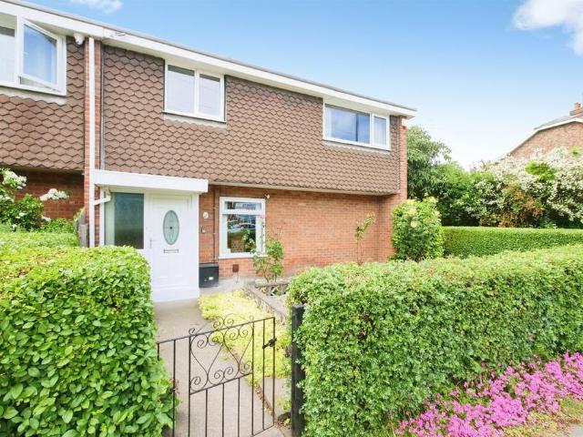 3 bedroom end of terrace house for sale