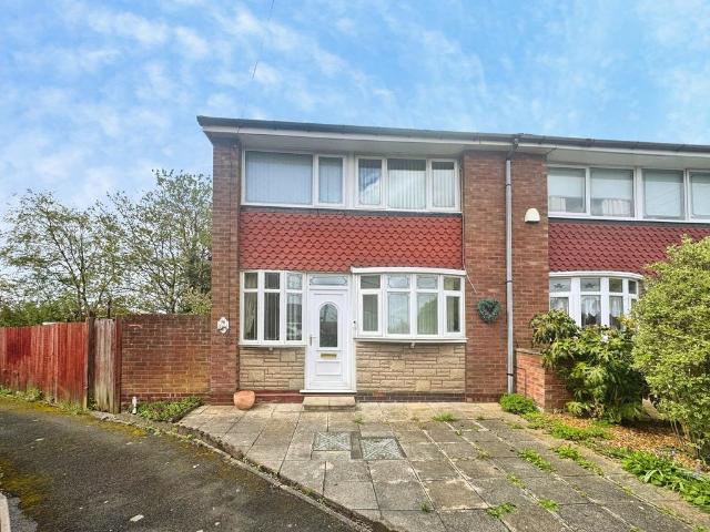 3 bedroom end of terrace house for sale