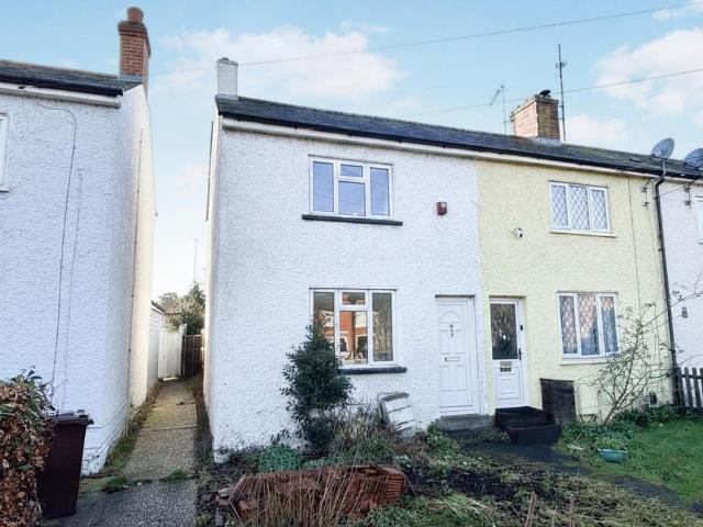 3 bedroom end of terrace house for sale