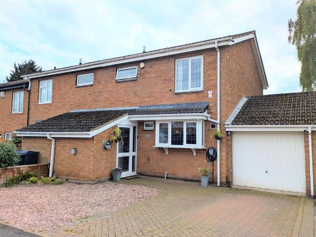 3 bedroom end of terrace house for sale
