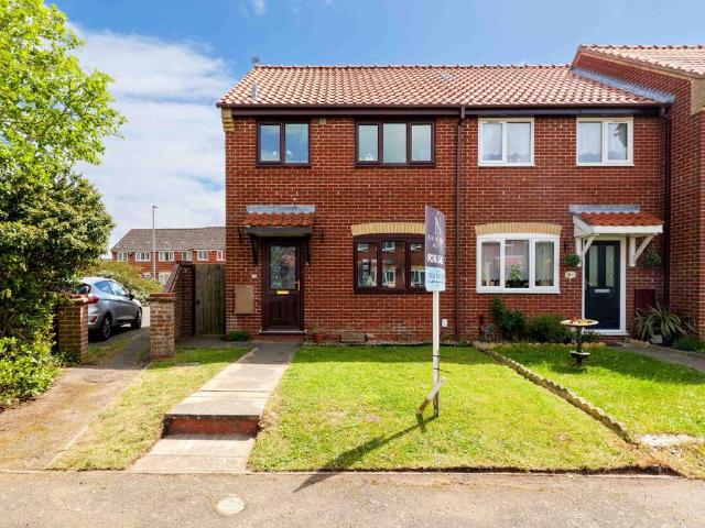 3 bedroom end of terrace house for sale
