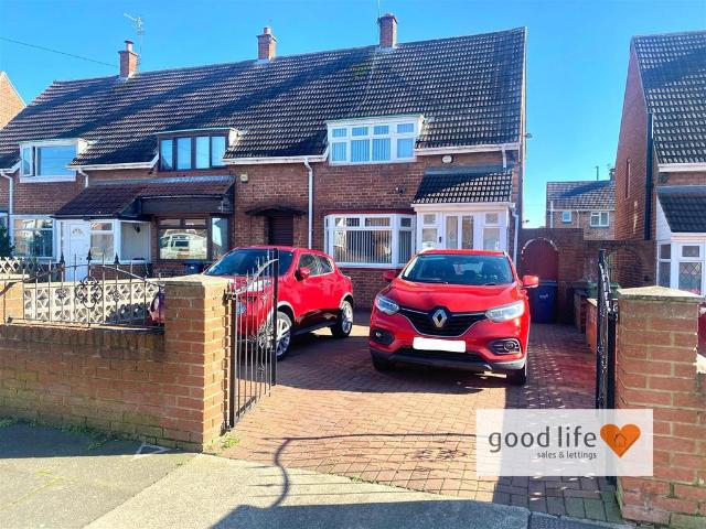 3 bedroom end of terrace house for sale