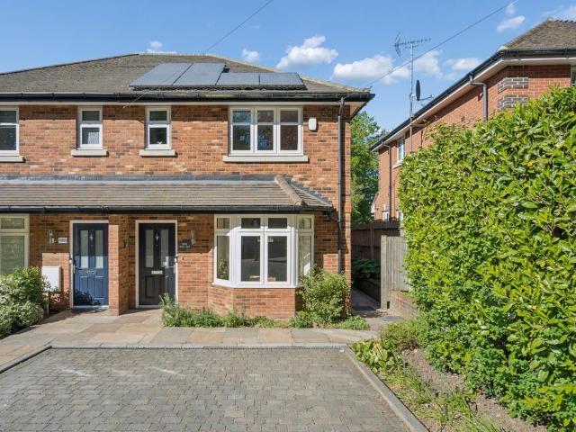 3 bedroom end of terrace house for sale