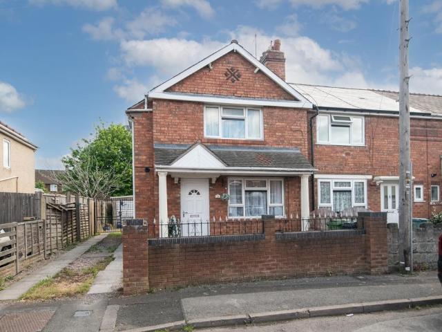 3 bedroom end of terrace house for sale