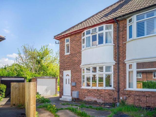3 bedroom end of terrace house for sale