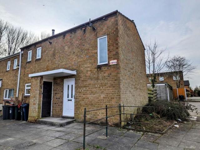 3 bedroom end of terrace house for sale