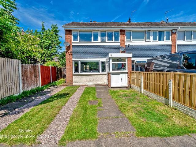 3 bedroom end of terrace house for sale