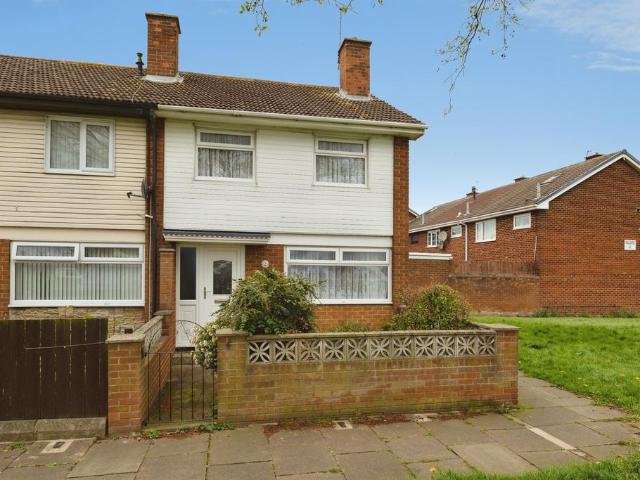 3 bedroom end of terrace house for sale