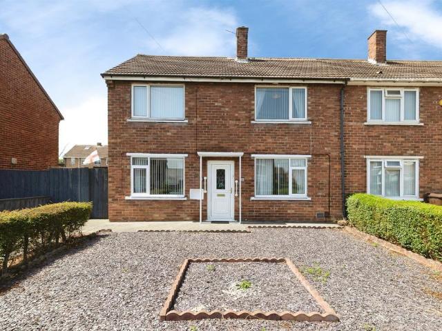 3 bedroom end of terrace house for sale
