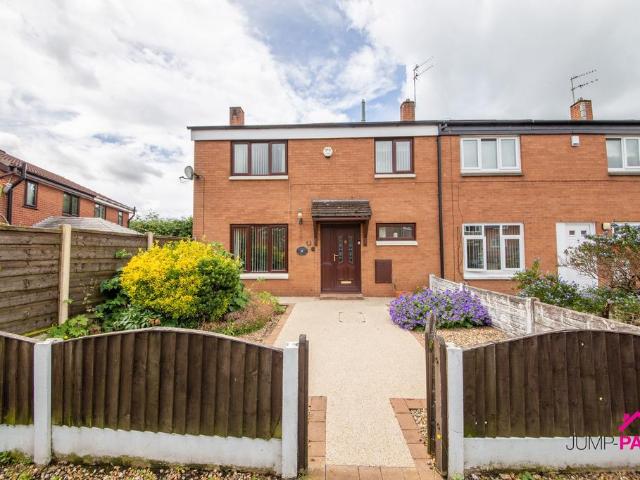 3 bedroom end of terrace house for sale