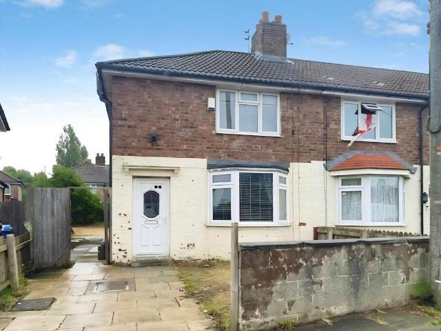 3 bedroom end of terrace house for sale