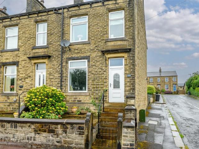 3 bedroom end of terrace house for sale