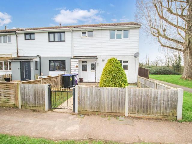 3 bedroom end of terrace house for sale