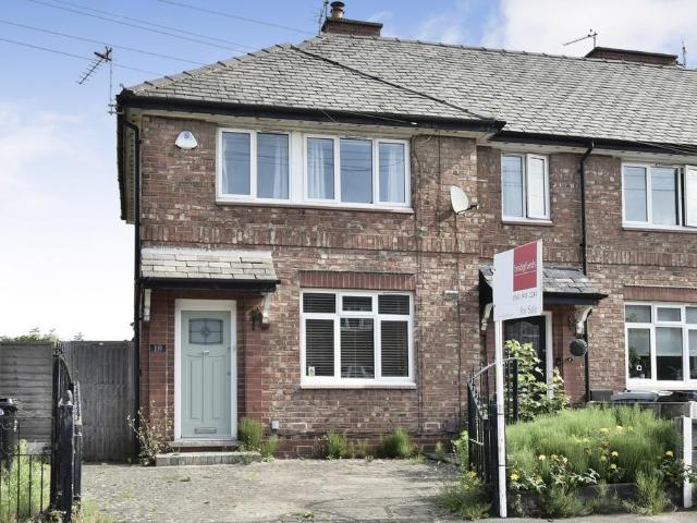3 bedroom end of terrace house for sale