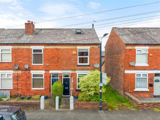 3 bedroom end of terrace house for sale
