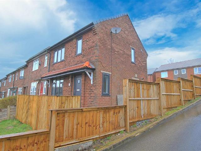 3 bedroom end of terrace house for sale