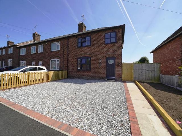 3 bedroom end of terrace house for sale