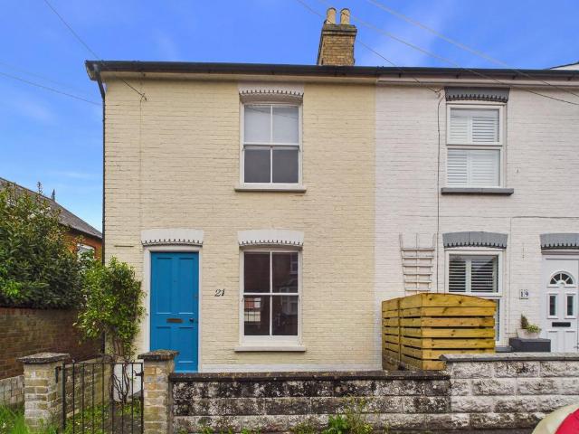 3 bedroom end of terrace house for sale