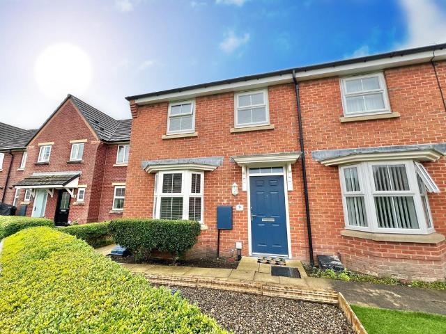 3 bedroom end of terrace house for sale
