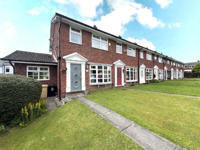 3 bedroom end of terrace house for sale
