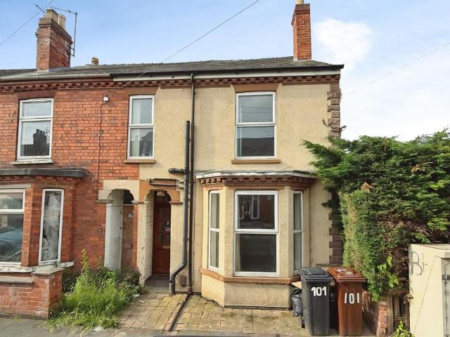 3 bedroom end of terrace house for sale
