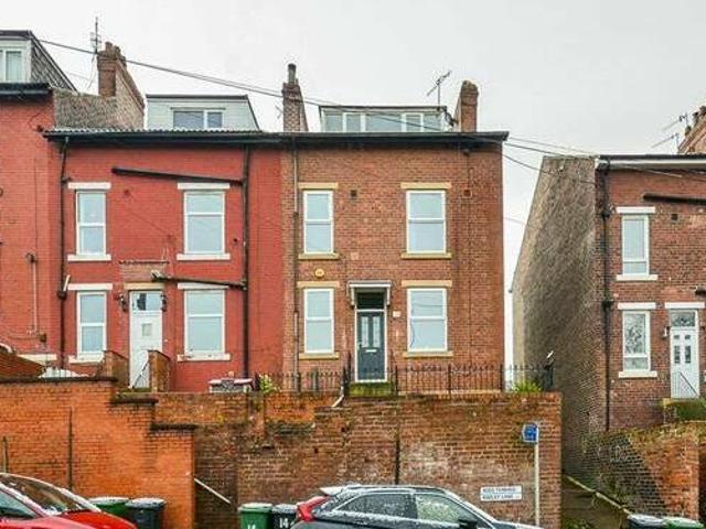 3 bedroom end of terrace house for sale in 14 Ross Terrace Leeds LS13 1BE LS13