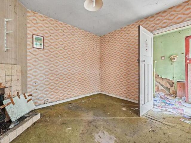 3 bedroom end of terrace house for sale in 83 Bishop Road, Chelmsford, Essex, CM1 1PY, CM1