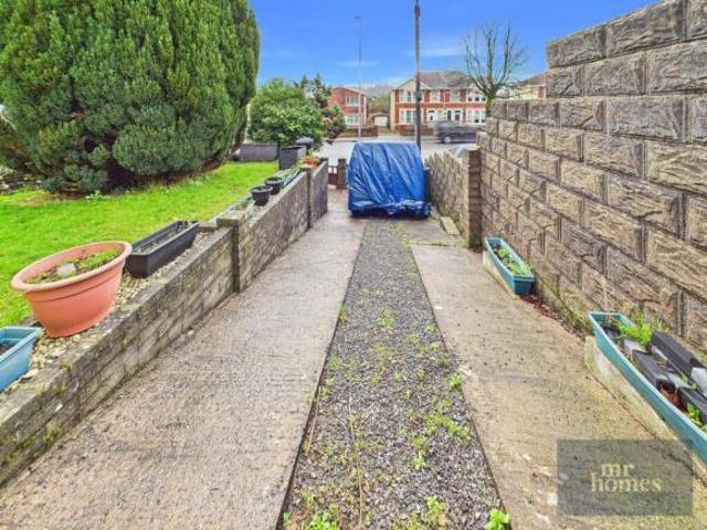 3 bedroom end of terrace house for sale in Cowbridge Road West, Cardiff, CF5