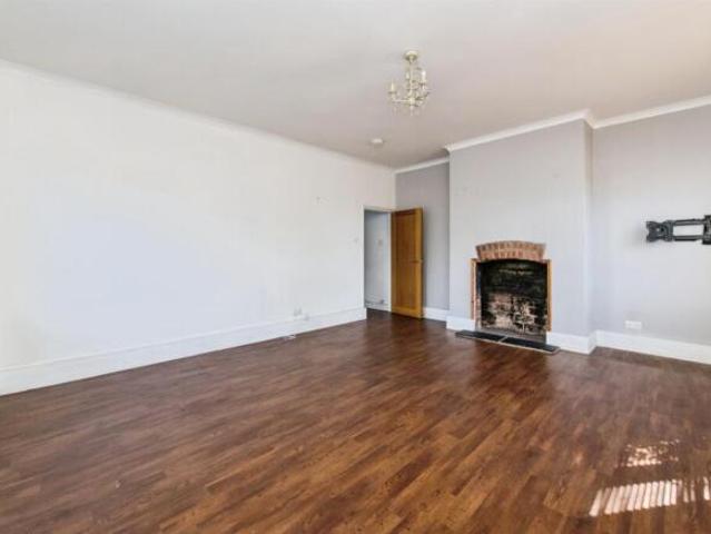 3 bedroom end of terrace house for sale in Cowley Bridge Road, Exeter, EX4