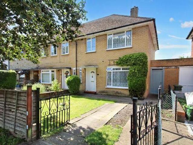 3 Bedroom End Of Terrace House For Sale In Cowley