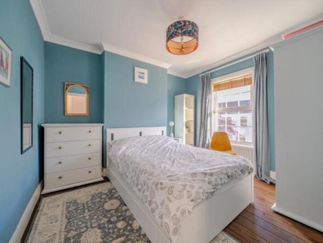 3 bedroom end of terrace house for sale in Cobden Road, South Norwood, London, SE25
