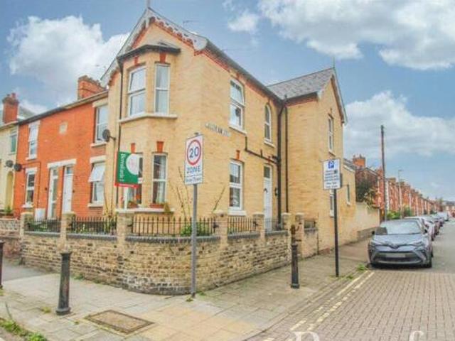 3 Bedroom End Of Terrace House For Sale In Colchester