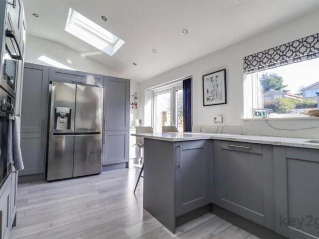 3 bedroom end of terrace house for sale in Cadman Street, Mosborough, Sheffield, S20