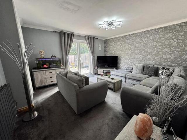3 bedroom end of terrace house for sale in California Gardens, Plymouth, PL3