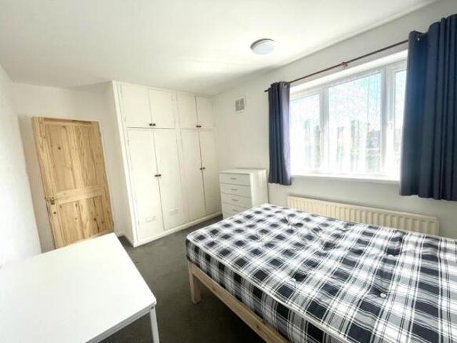 3 bedroom end of terrace house for sale in Cambridge Road, Canterbury, CT1
