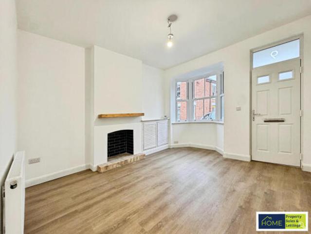 3 bedroom end of terrace house for sale in Church Road, Aylestone, Leicester, LE2
