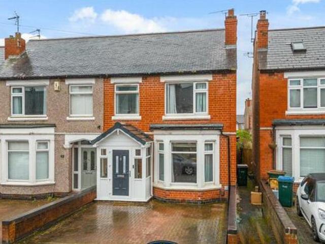 3 Bedroom End Of Terrace House For Sale In Chapelfields