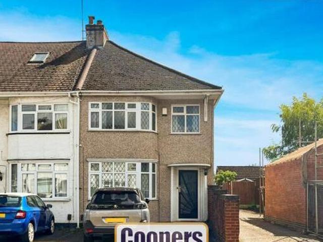 3 Bedroom End Of Terrace House For Sale In Chapelfields