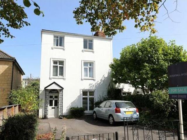 3 Bedroom End Of Terrace House For Sale In Cheltenham, Gloucestershire
