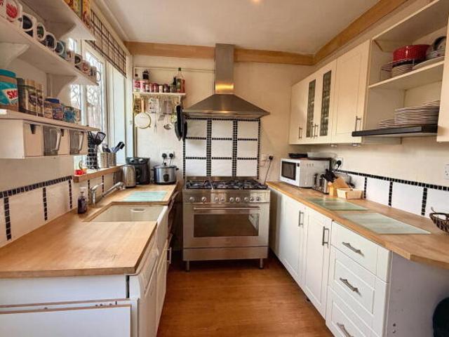 3 bedroom end of terrace house for sale in Chestnut Terrace, Abington, NN3