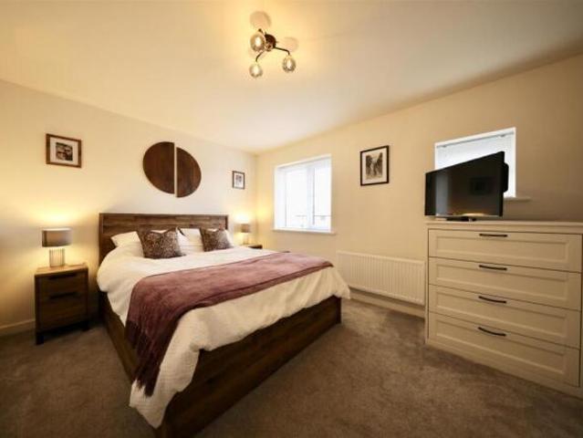 3 bedroom end of terrace house for sale in Clyde Street, Hull, HU3
