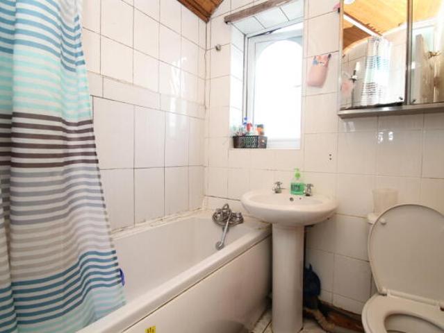 3 bedroom end of terrace house for sale in Crawford Avenue, Lanesfield, Wolverhampton, WV4 6PL, WV4