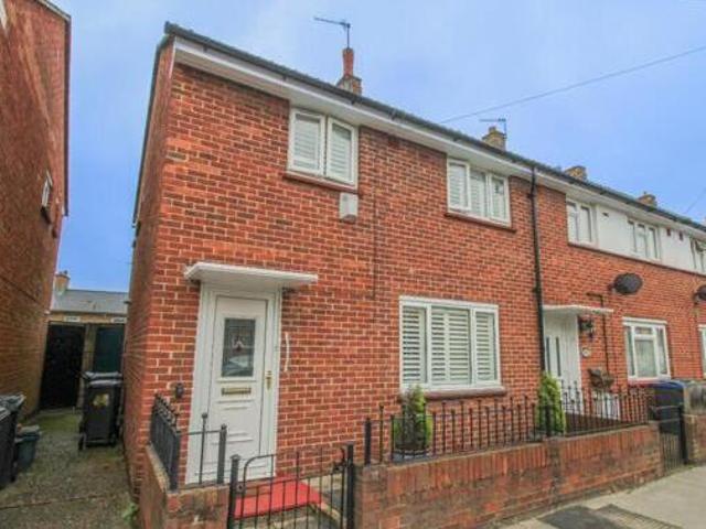 3 Bedroom End Of Terrace House For Sale In Croydon