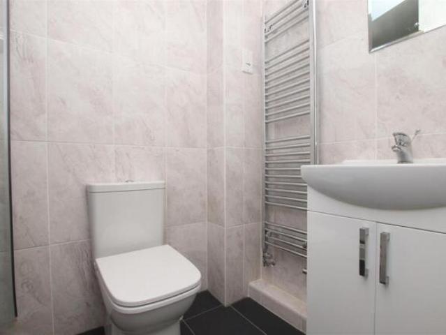 3 bedroom end of terrace house for sale in Culm Grove, King Heath, Exeter, EX2