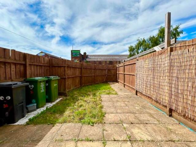 3 bedroom end of terrace house for sale in a Venny Bridge, Exeter EX4 8JF, EX4