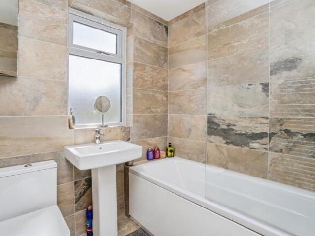 3 bedroom end of terrace house for sale in Amberley Road, Portsmouth, PO2