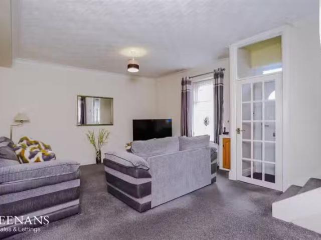 3 bedroom end of terrace house for sale in Ann Street, Clayton.