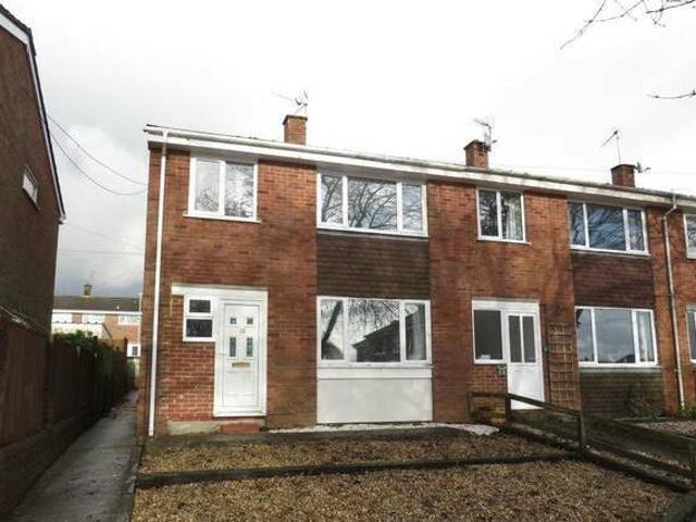 3 bedroom end of terrace house for sale in Abbey Road Yeovil BA21