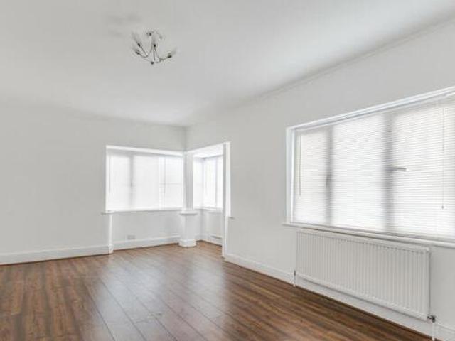 3 Bedroom End Of Terrace House For Sale In Abbey Wood