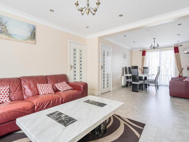 3 bedroom end of terrace house for sale in Air Balloon Road, Bristol, Somerset, BS5
